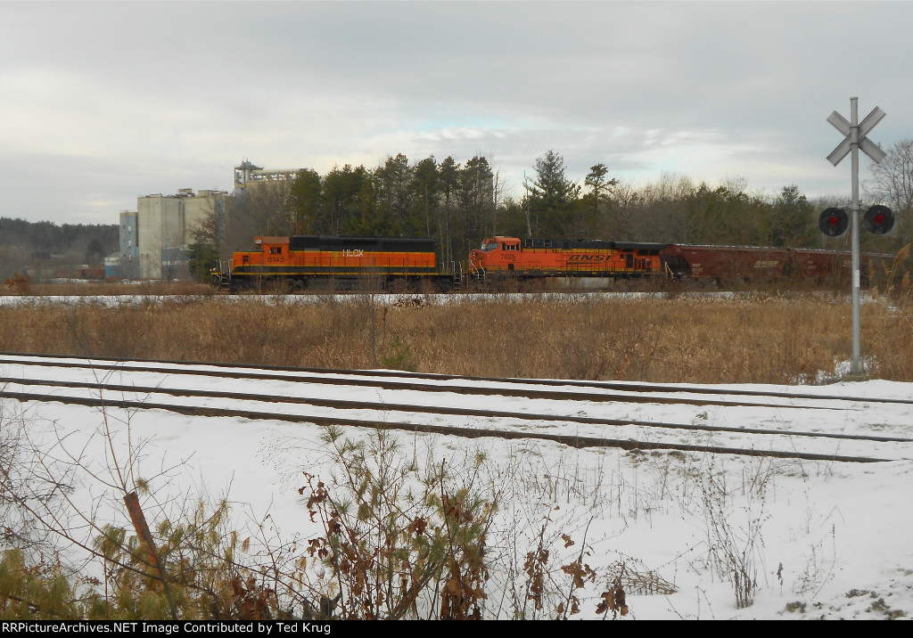 HLCX 8145 & BNSF 7625